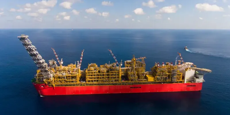 Reference: Elevator for the world’s biggest ship | LUTZ