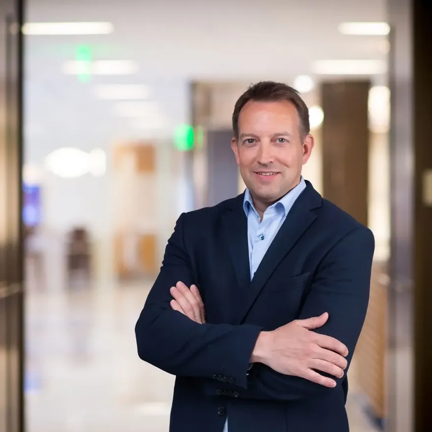 Repairing of marine elevators | LUTZ Elevators